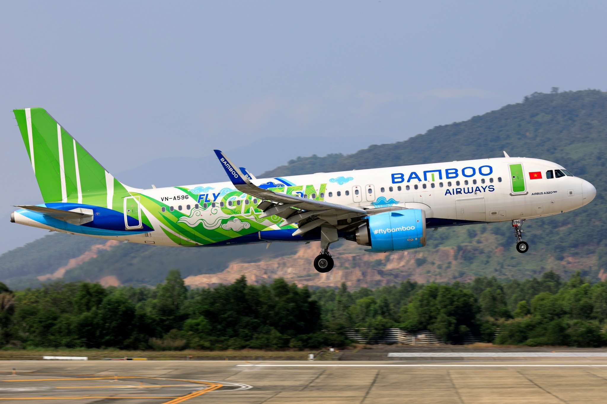Quảng cáo trên máy bay Bamboo Airways - Shojiki.vn