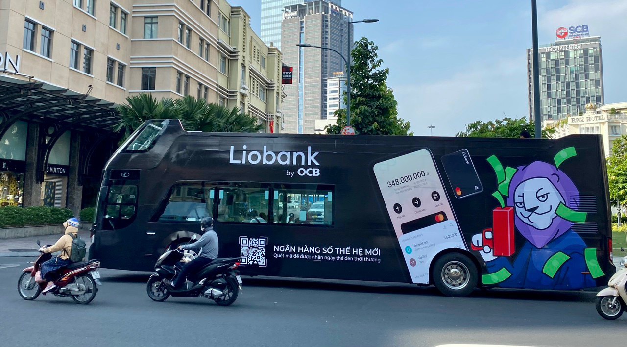 roadshow bus 2 tang - Liobank OCB 1 - Shojiki.vn